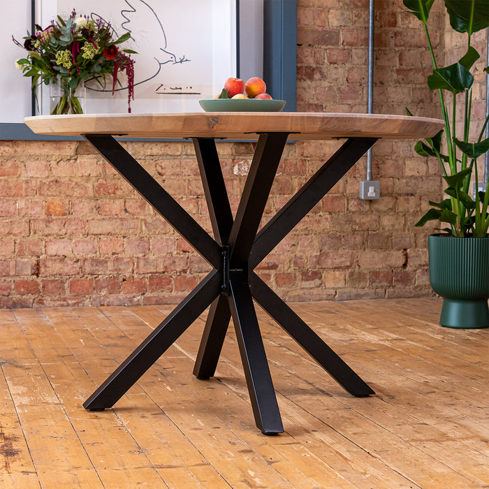 Premium Solid Oak Round Dining Table - Natural Oak