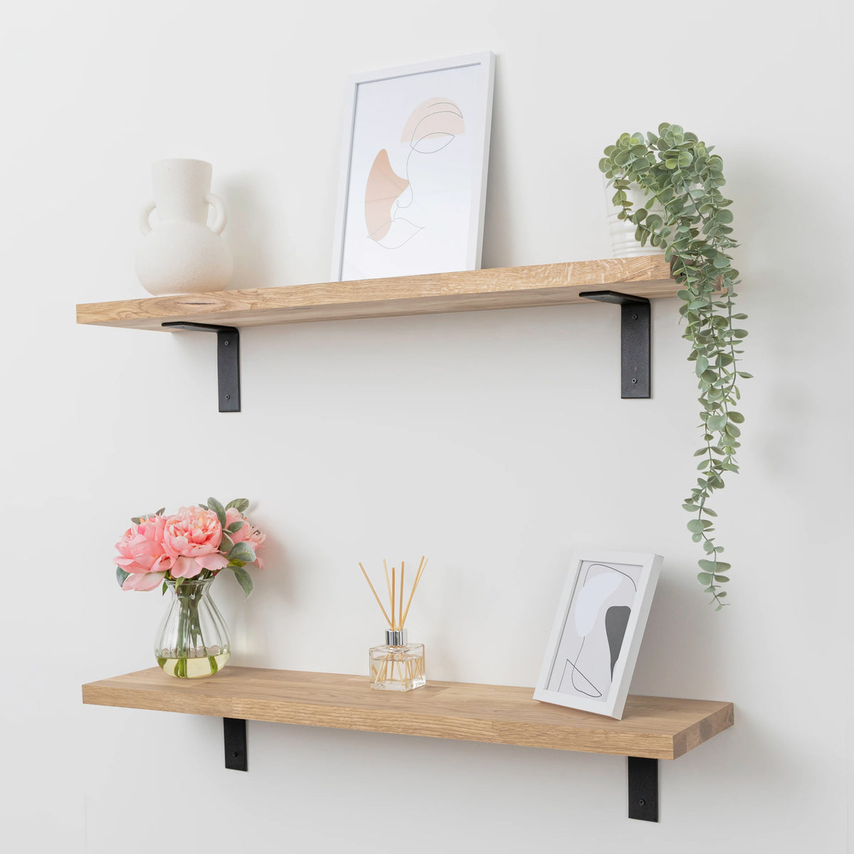 Solid Oak Wall Shelf (Sanded) - 27mm thick with Black Flat-Style Scaff